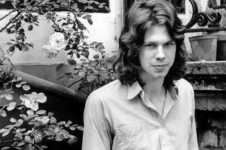 A Nick Drake Biography: The Life & Music of a Folk Legend