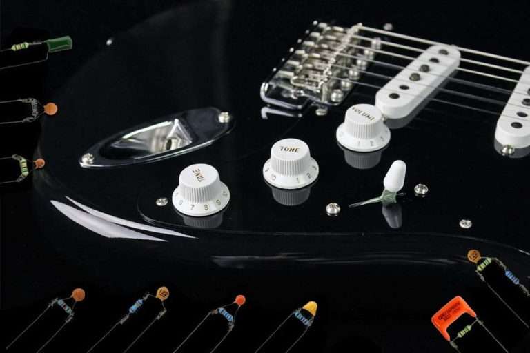 Strat Treble Bleed: What It Is & How To Do It Yourself - S